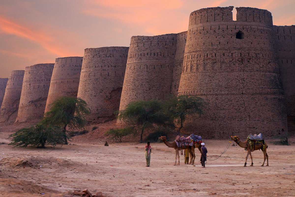 17 Historical Places of Pakistan: Lost Temples, and Epic Forts