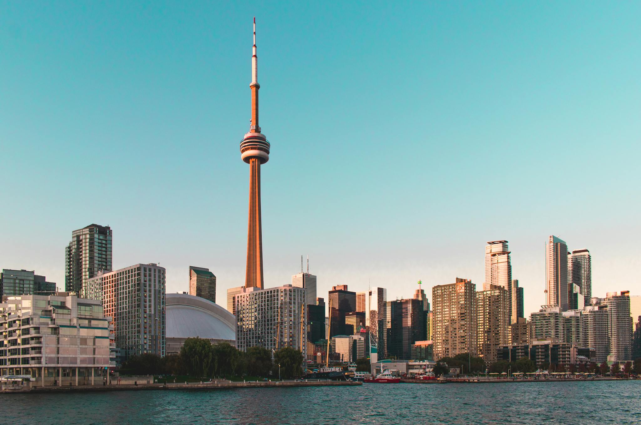 Where to stay in Toronto: The 8 Best (and Worst) Neighborhoods for ...